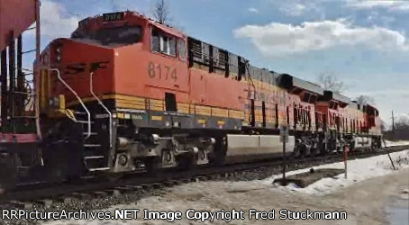 BNSF 8174